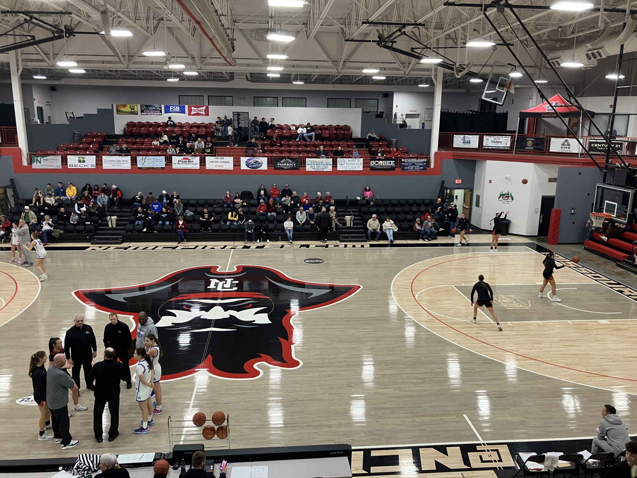 Aggressive Defense Leads Waukee Northwest Past Lady Hornets - KCHI