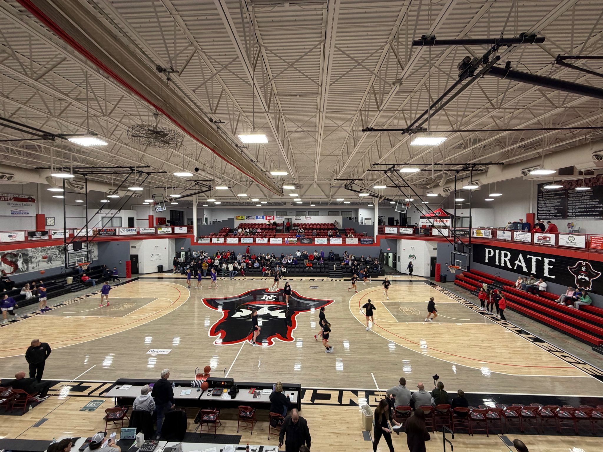 Lady Hornets Fight Back to Win at Holiday Hoops Over South Harrison - KCHI